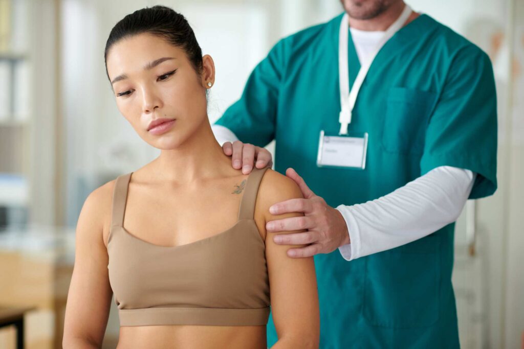 Effective Ways to Treat a Dislocated Shoulder | AICA Chiropractor